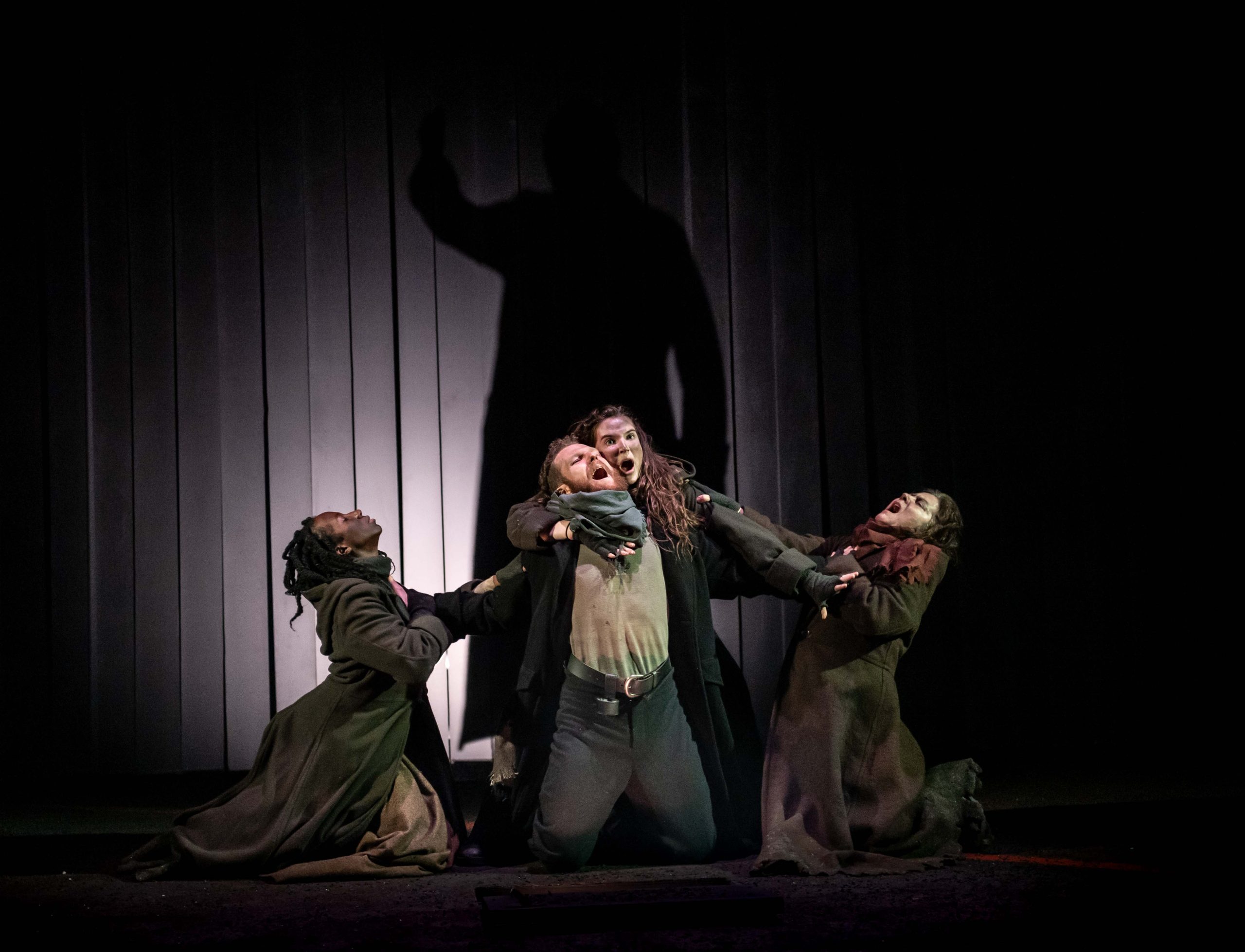 Join Theatre Club - Queens Theatre